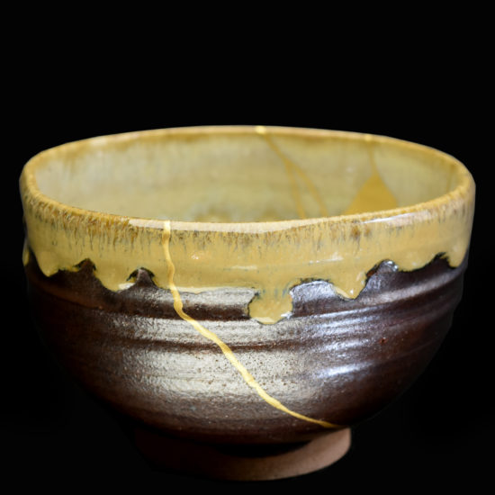 Flowing glazed wan-nari chawan - Traditional Kintsugi Shop: Kintsugi By ...