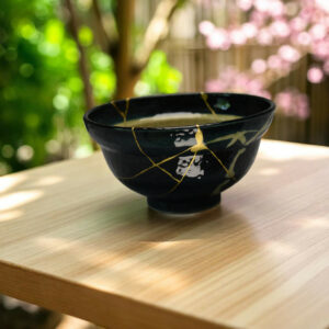 Ceramic dark blue bowl with bamboos - Pure Gold Kintsugi