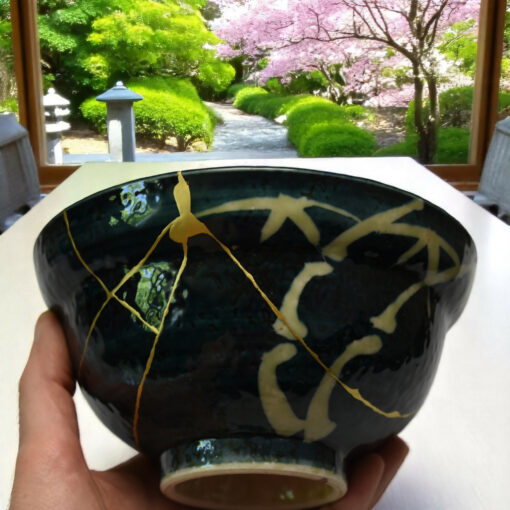Ceramic dark blue bowl with bamboos - Pure Gold Kintsugi